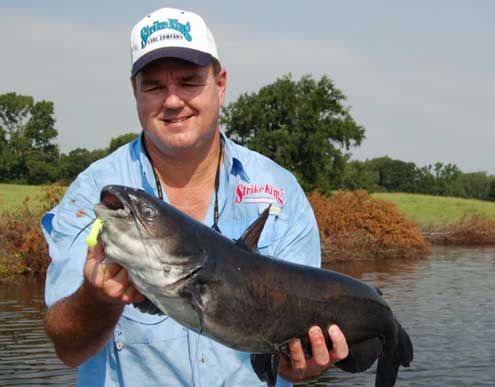 Catfishing with Strike King's John Barnes - North Texas e-News