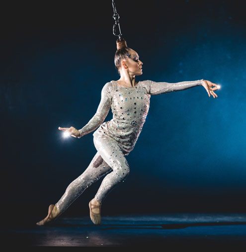 'Twas the Night Before…' by Cirque du Soleil debuts at Texas C. U ...