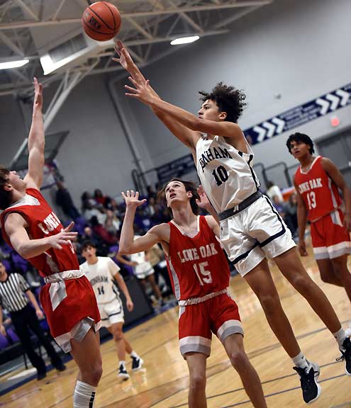 Lone Oak Buffaloes 38, Bonham 35 - North Texas e-News