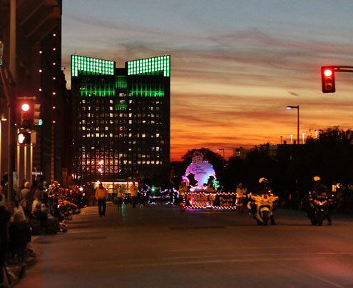 33rd Annual XTO Energy Parade of Lights on Nov. 22 - North Texas e-News