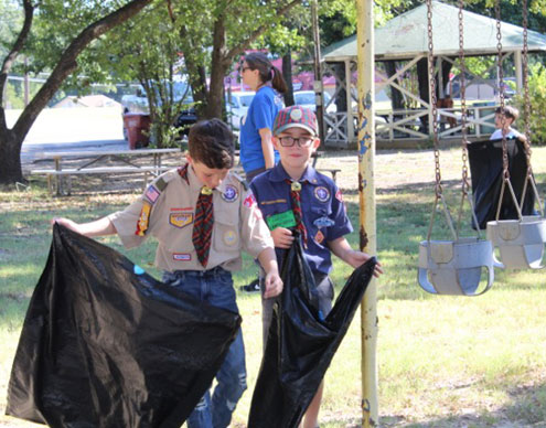 Cub Scouts clean up Catron Park - North Texas e-News