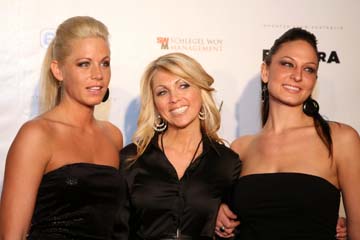 Schlegel Woy Management hosts 'Stars in the SKYE' party - North Texas e ...