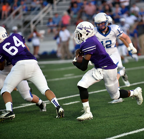 Bonham and Van Alstyne football photos - North Texas e-News