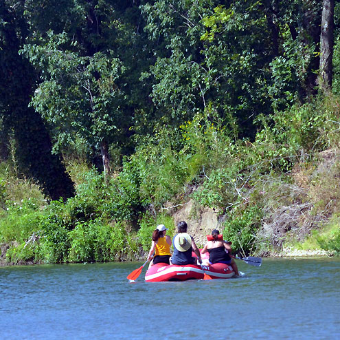 Weekend getaway: Illinois River float trips - North Texas e-News