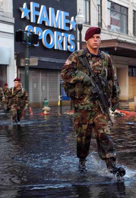 Marines continue search for Katrina survivors, federal troops won't ...