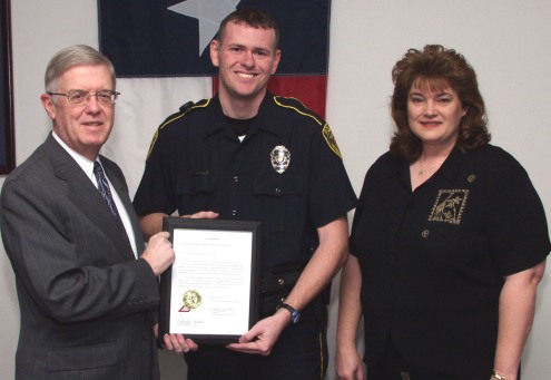 Paris patrolman receives university police commission - North Texas e-News